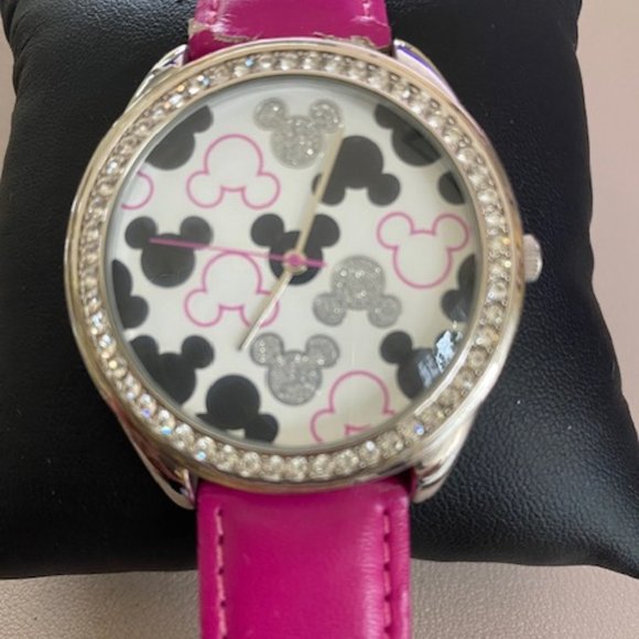 Disney | Accessories | Disney Parks Exclusive Vintage Mickey Icon Watch ...